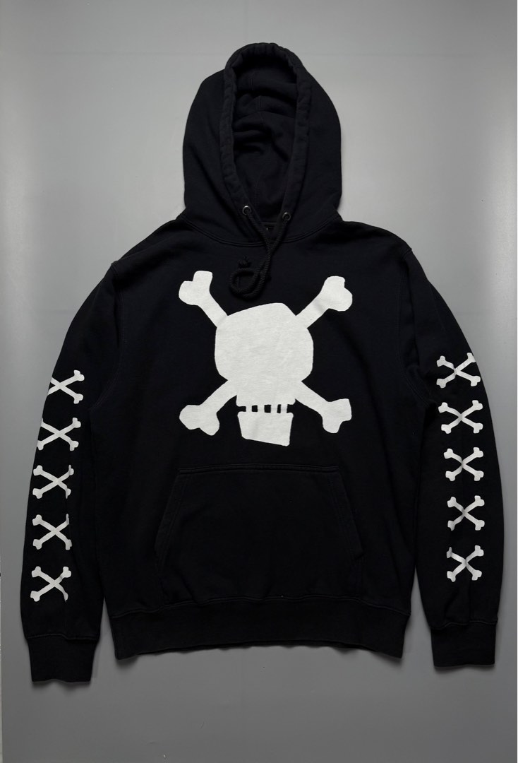 Stussy world wide skull, Men's Fashion, Tops & Sets, Hoodies on Carousell