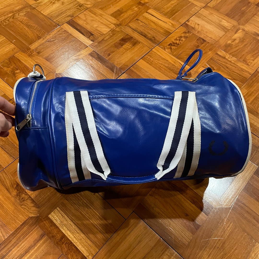 Tas gym duffle bag fred perry premium, Fesyen Pria, Tas & Dompet , Tas ...