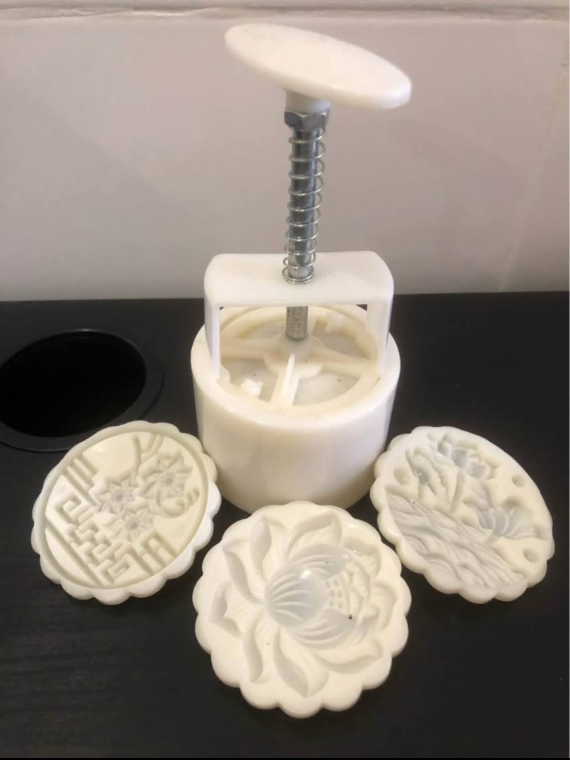 USED LIKE NEW MOONCAKE PRESS (250G), TV & Home Appliances, Kitchen ...