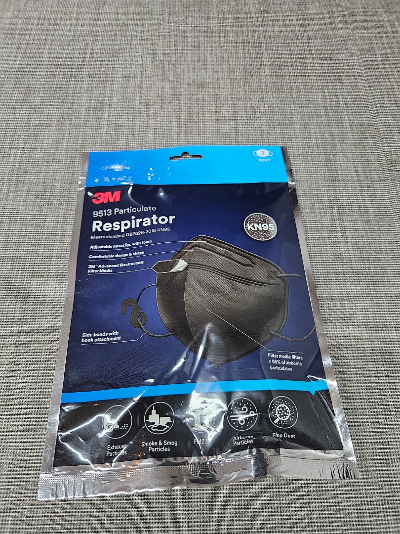 3M 9513 Particulate Respirator KN95 - Black, Health & Nutrition, Face ...