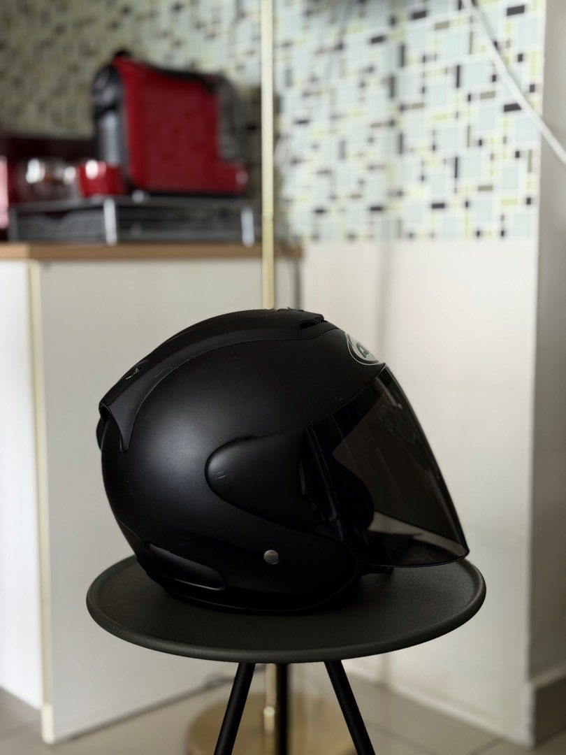 Helm ARC Ritz Helmet Matte Black , Motorbikes on Carousell