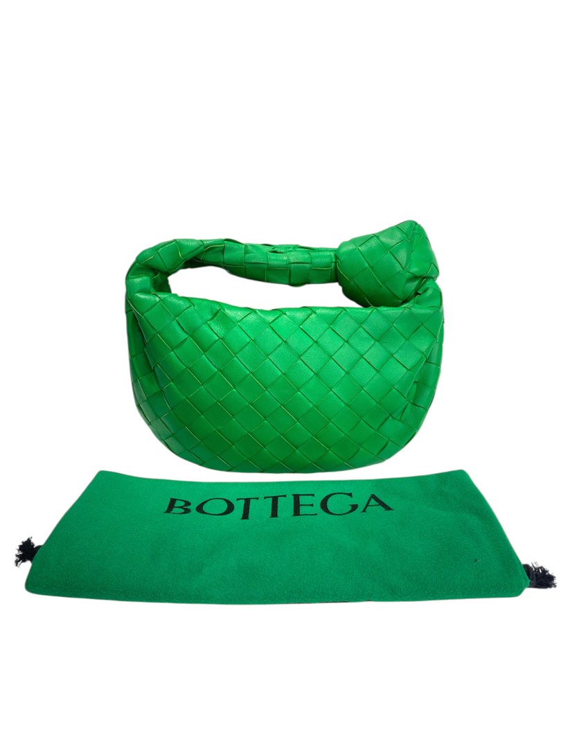 Bottega veneta mini jodie green GHW 2020 25x16x3 with dustbag, booklet ...