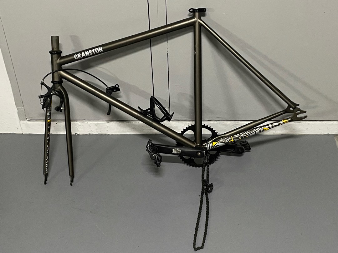 Cranston M size fixie frame, Sports Equipment, Bicycles & Parts ...
