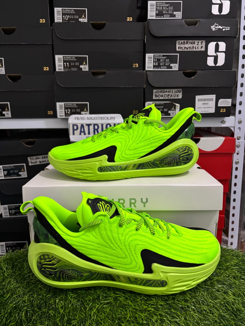 Curry 12 Extraterrestrial Neon Green, Men's Fashion, Footwear, Sneakers ...