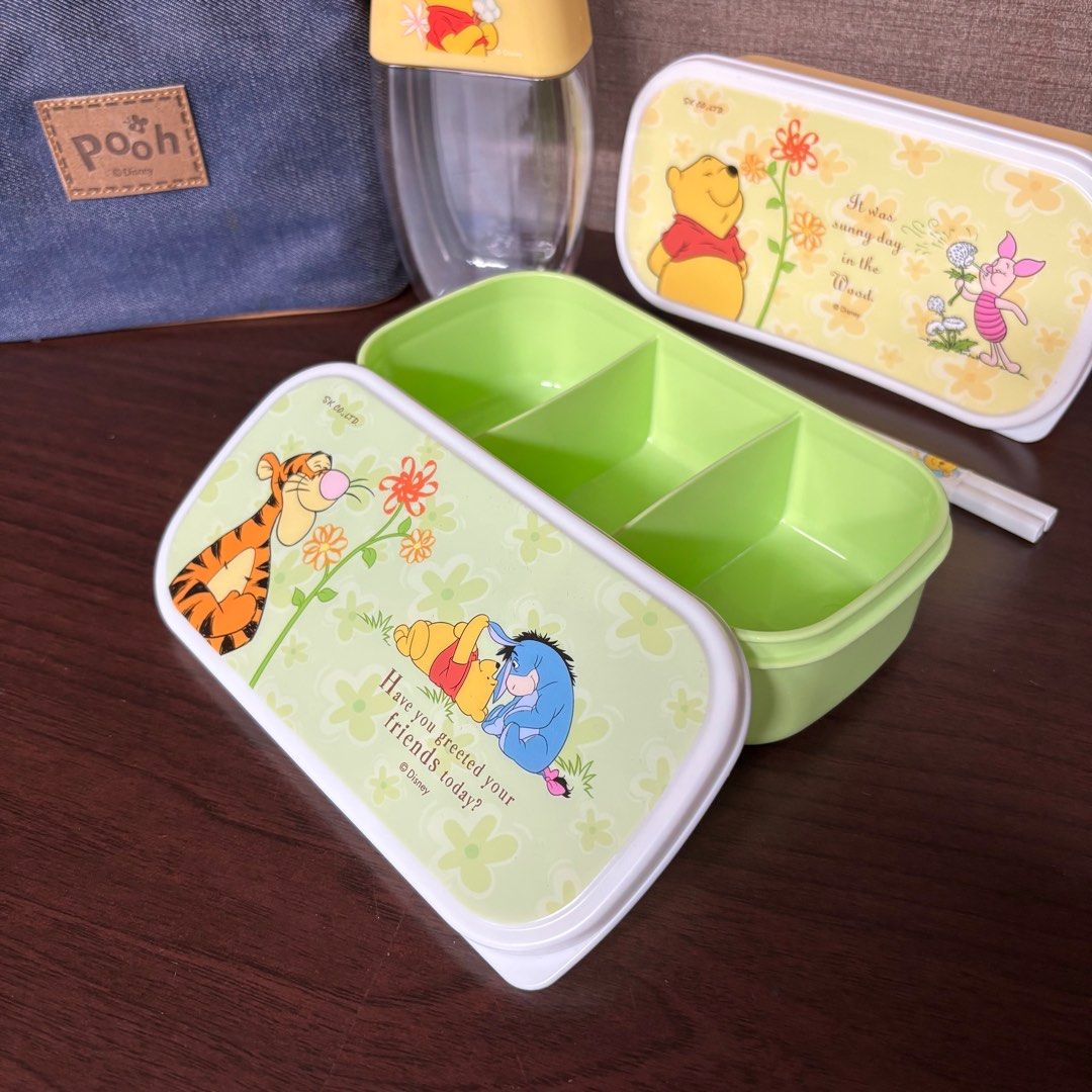 Disney Winnie the Pooh Lunch Box, Kitchen & Appliances di Carousell