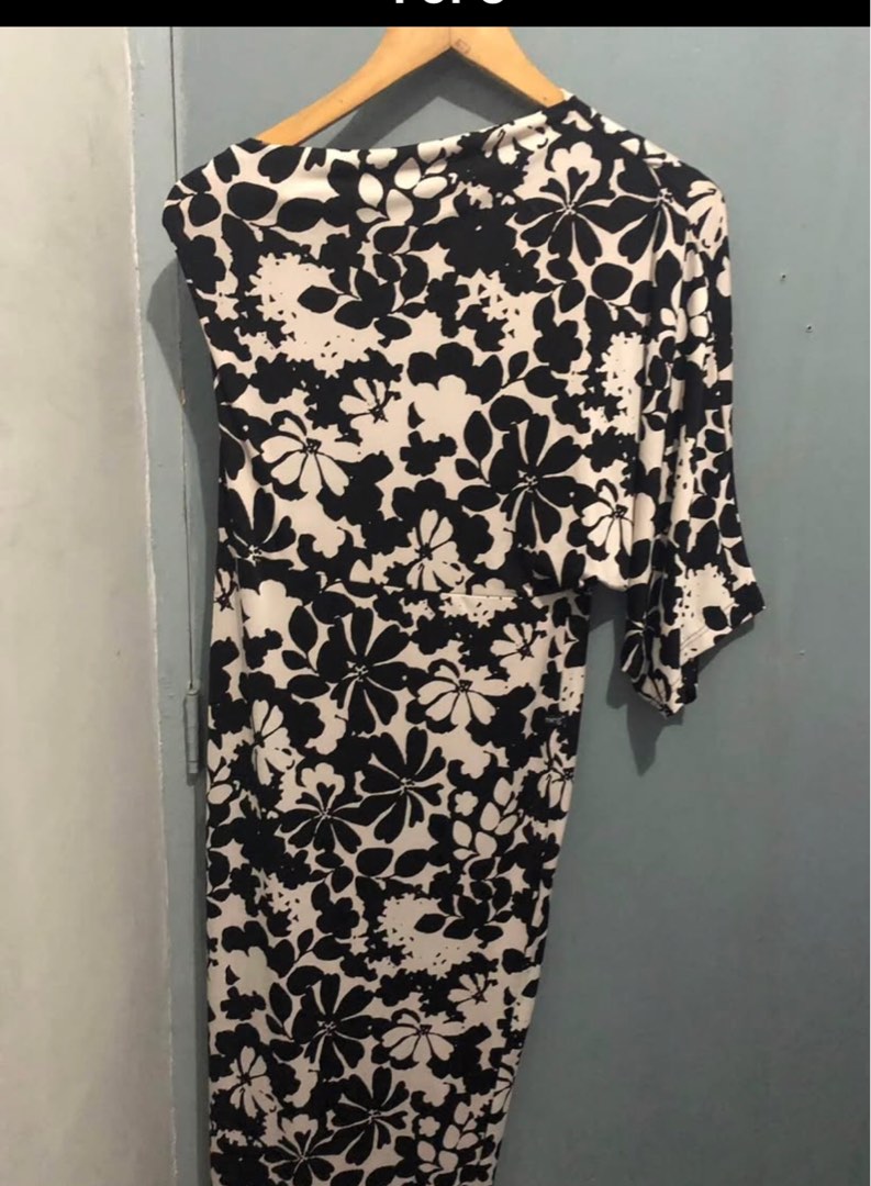 MEG LONG DRESS WITH ONE SIDED SLEEVES, Women's Fashion, Dresses & Sets ...