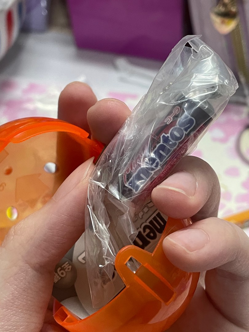 Mentos red charm keychain gashapon gachapon anik anik trinkets, Hobbies ...
