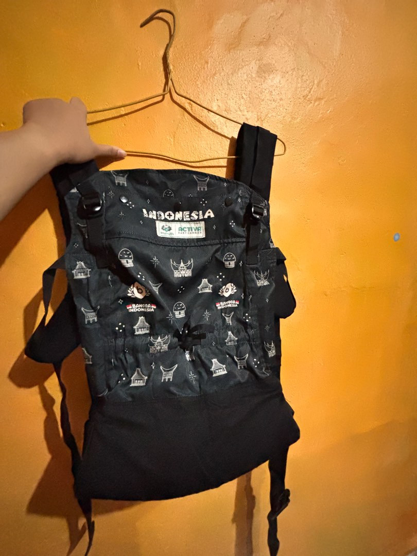SSC Activa Baby Carrier II Second, Bayi & Anak, Kereta, Kursi Goyang ...