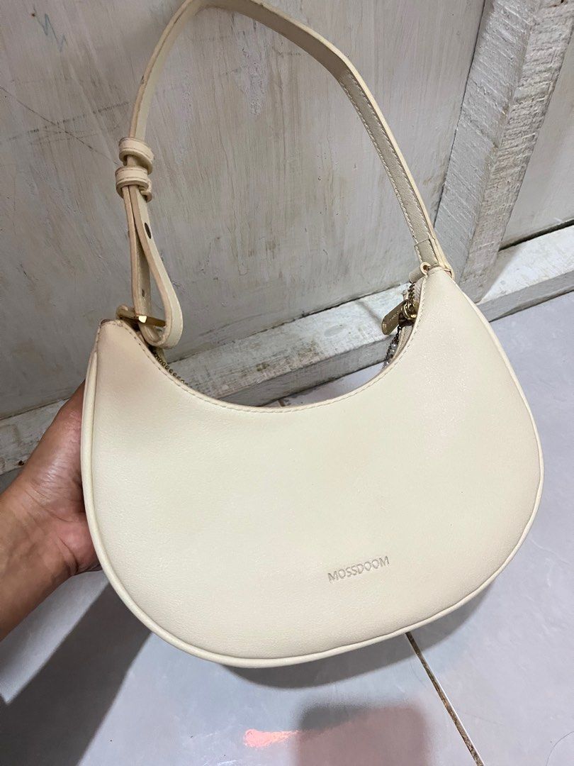 tas mossdom kondangan pergi jalan putih broken white totebag, Fesyen ...