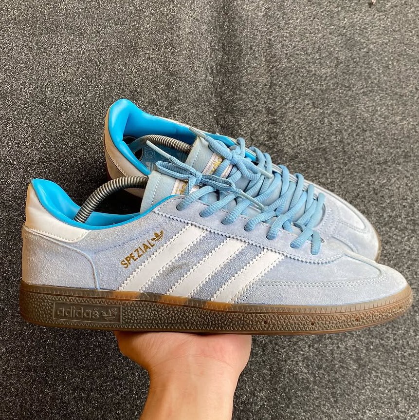 ADIDAS SPEZIAL ICE BLUE SIZE 42, Fesyen Pria, Sepatu , Sneakers di ...