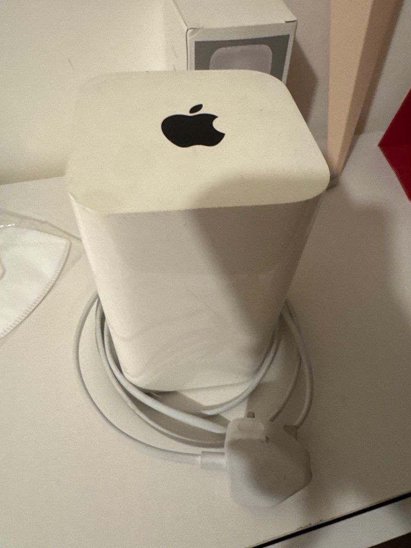 apple airport extreme wifi router, 電腦＆科技, 電腦周邊及配件, Wifi及上網相關產品 - Carousell