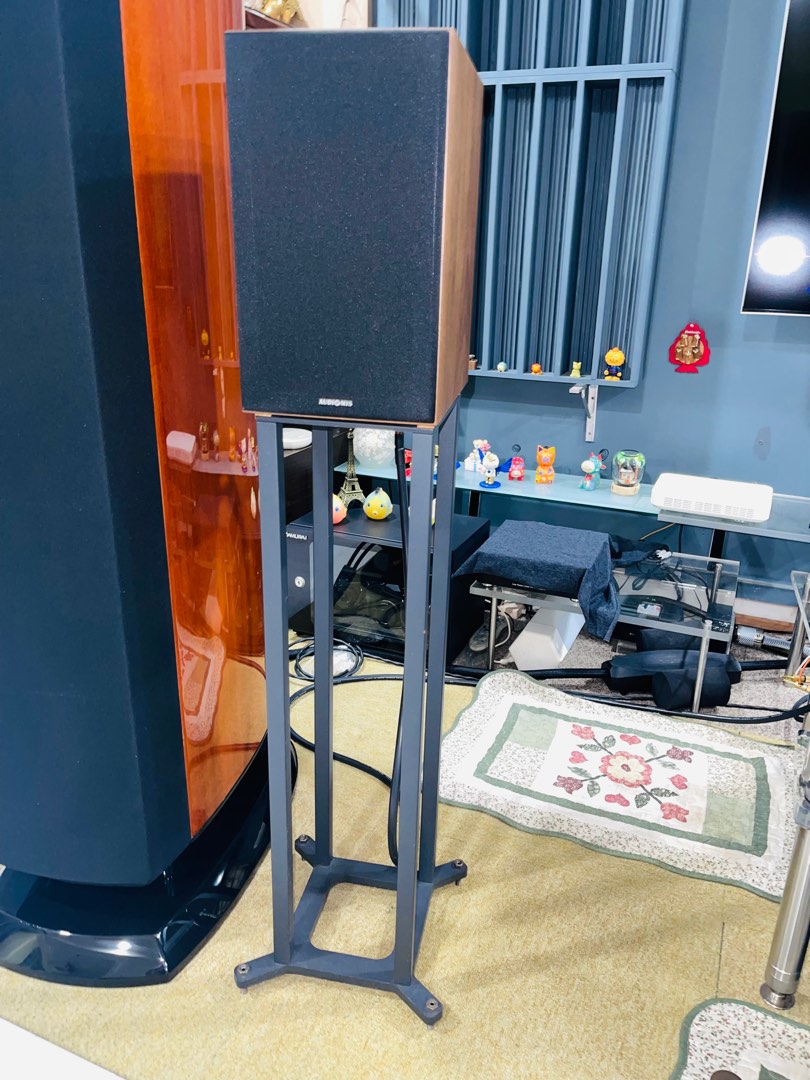 Audiomis MC5 Bookshelf Speakers, Audio, Soundbars, Speakers & Amplifiers on Carousell