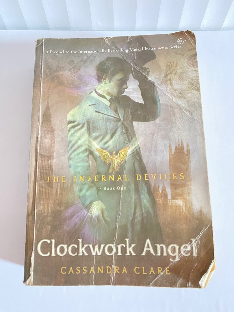 Clockwork Angel (Book One) by Cassandra Clare, Buku & Alat Tulis, Buku ...