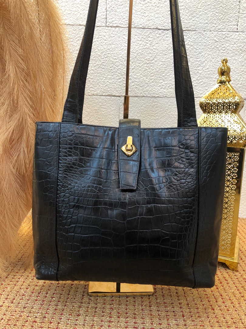 Esquire collection,Top handle bag, Fesyen Wanita, Tas & Dompet di Carousell