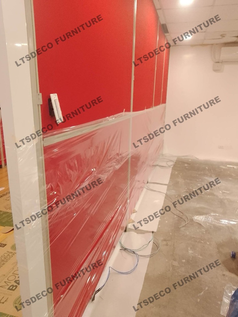 FULL FABRIC PANEL PARTITION \ OFFICE PARTITION, Furniture & Home Living ...