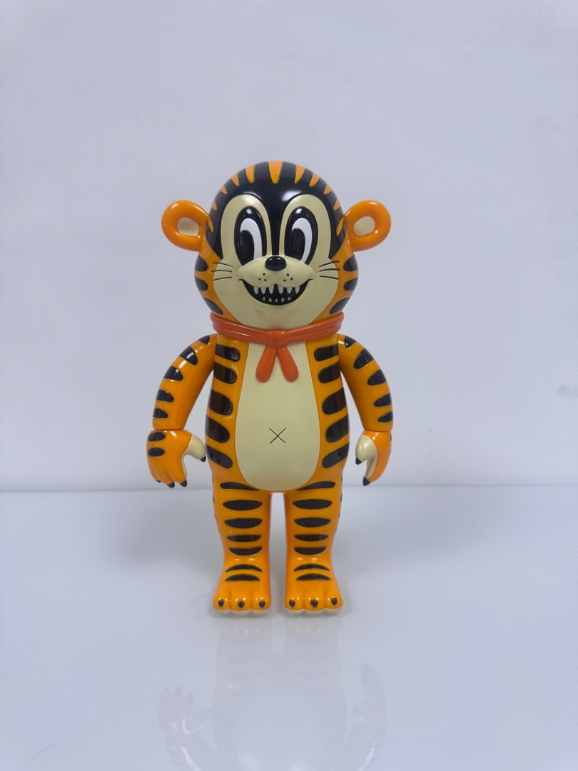 Headlock headlockstudio meaty sofubi, 興趣及遊戲, 玩具 & 遊戲類 - Carousell