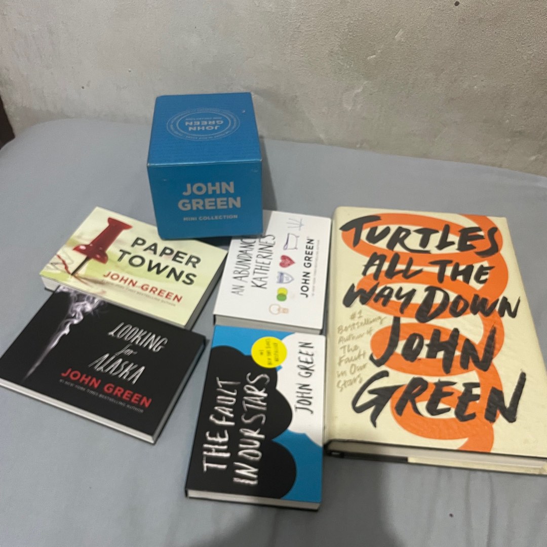 JOHN GREEN Mini Collection with hardbound TATWD, Hobbies & Toys, Books ...