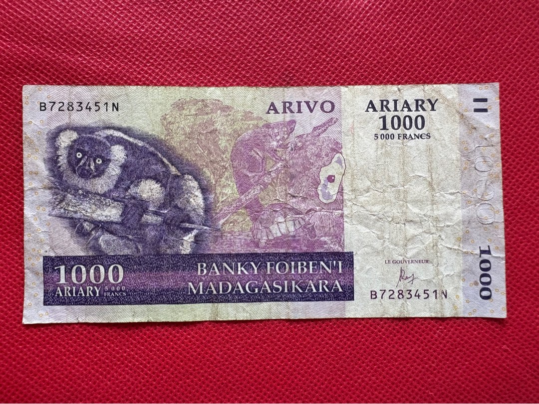 Madagascar 1000 Ariary 2004 VF Banknote, Hobbies & Toys, Collectibles ...
