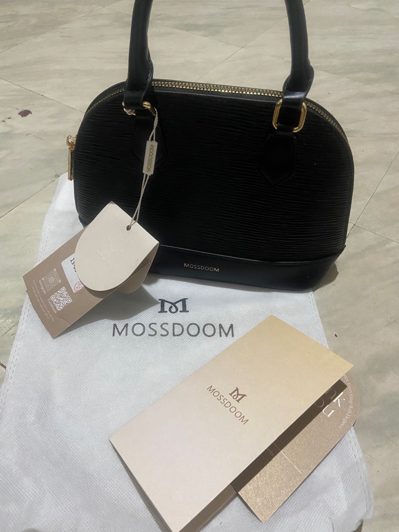 Mossdom bag, Luxury, Bags & Wallets on Carousell