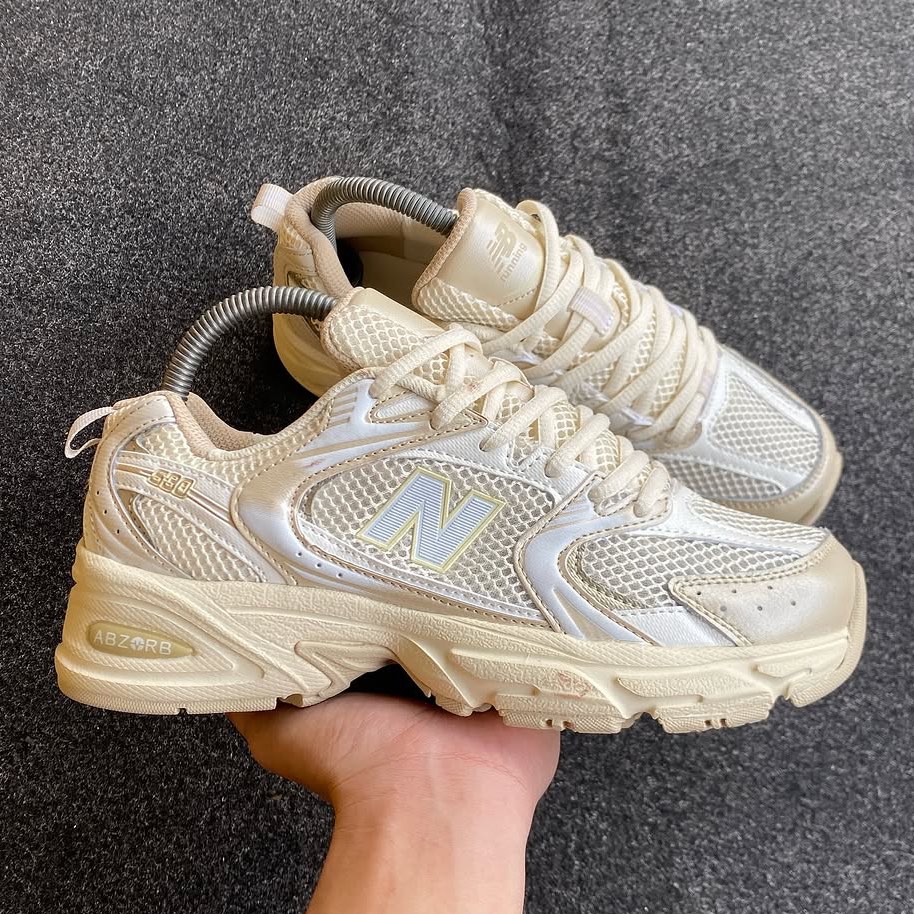 NEW BALANCE 530 BEIGE ANGORA SIZE 39, Fesyen Wanita, Sepatu di Carousell