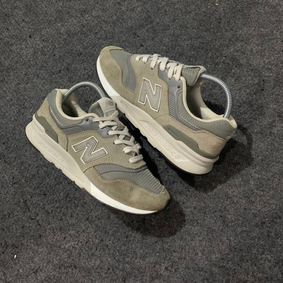 new balance second original, Fesyen Pria, Sepatu , Sneakers di Carousell