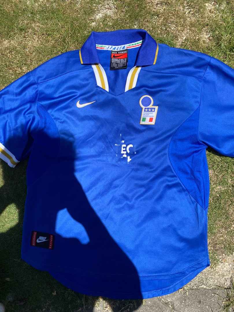 Nike Italy Home Jersey 1996, Men's Fashion, Activewear on Carousell