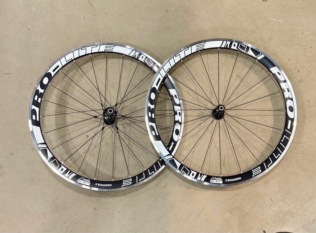 PRO-LITE 700C Bracciano A42 wheel set, Sports Equipment, Bicycles ...