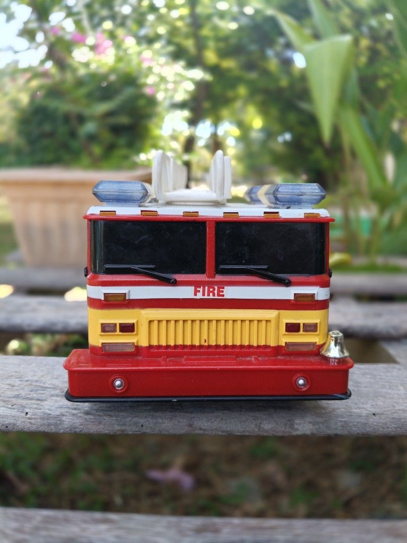 Road ripper fire truck 1:20, Hobbies & Toys, Toys & Games on Carousell
