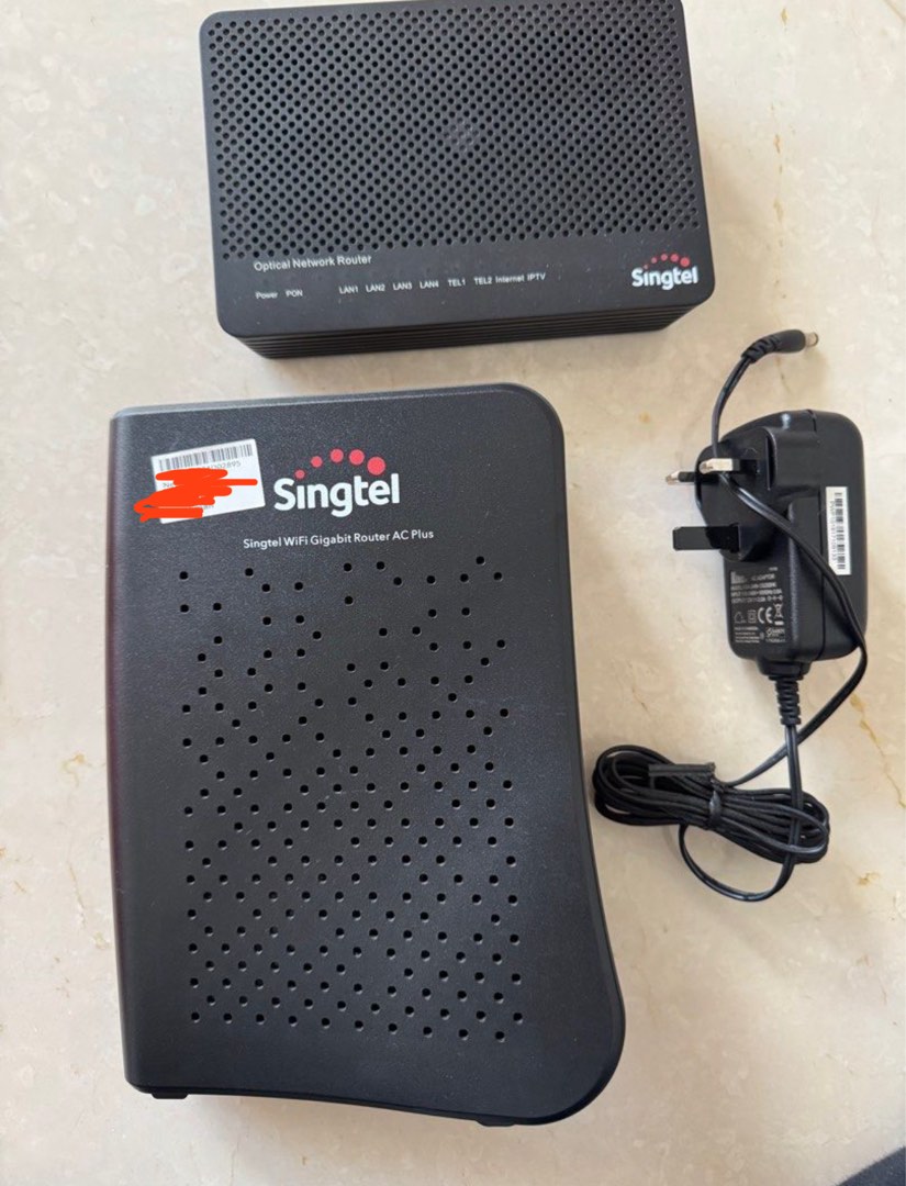 Singtel Wifi Gigabit Router AC Plus and ONR, Computers & Tech, Parts ...