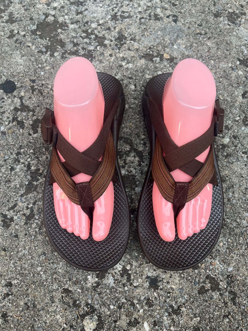 Slipar chaco, Men's Fashion, Footwear, Flipflops and Slides on Carousell