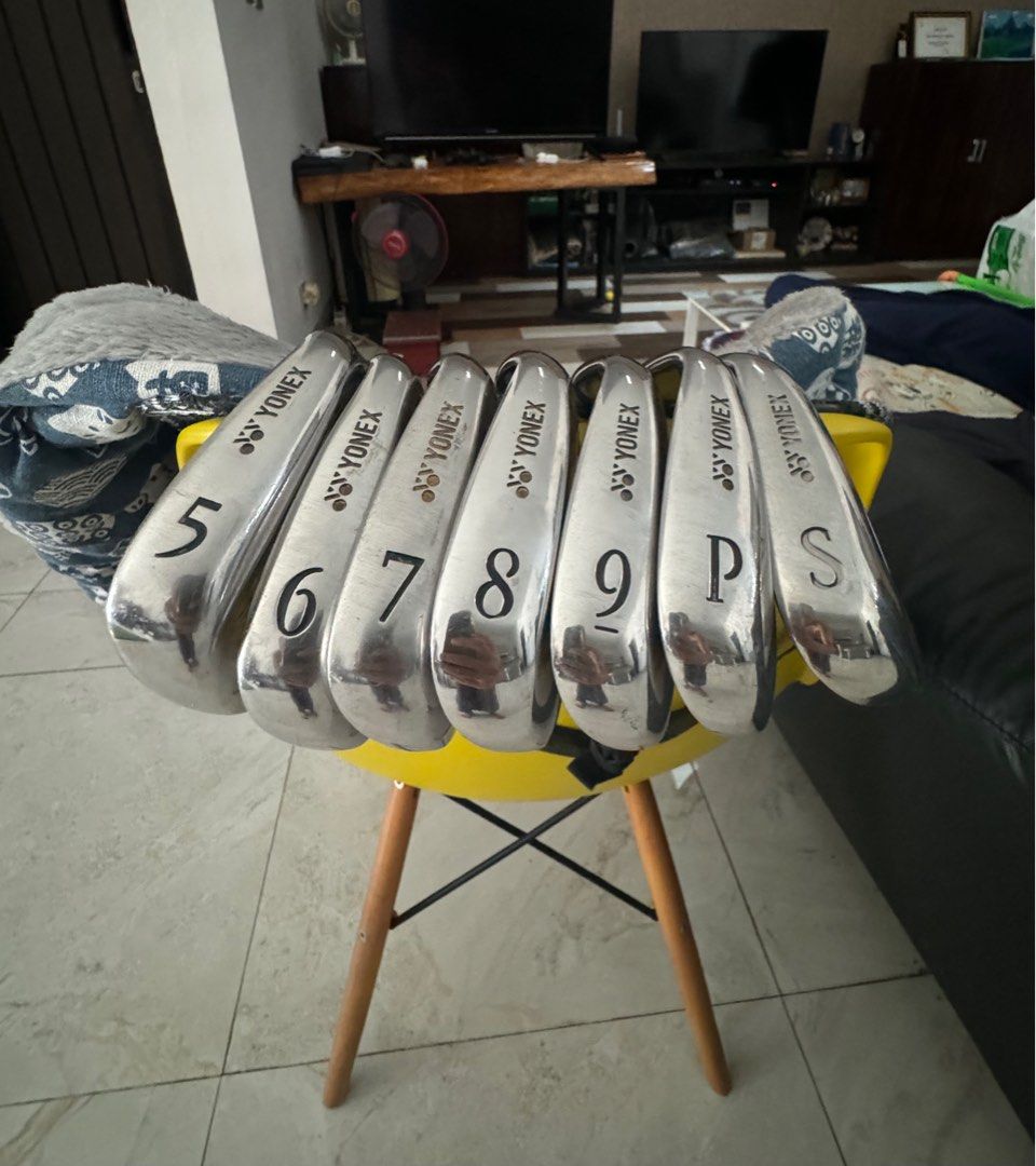 Stik stick golf iron set yonex titanium adx, Olah Raga, Perlengkapan ...