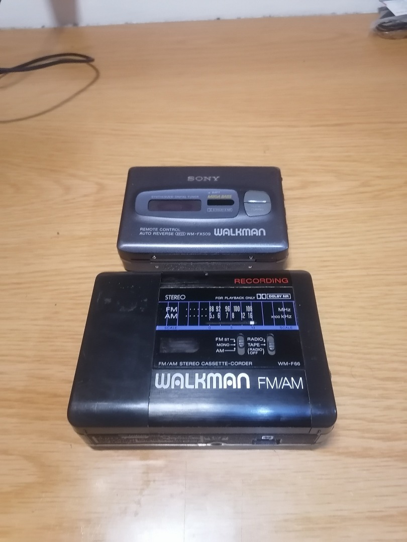 ( DEFECTIVE) (BUY 1 TAKE 1) RARE SONY WALKMAN (WM-FX509) Radio Cassette Player NEAR-MINT ...