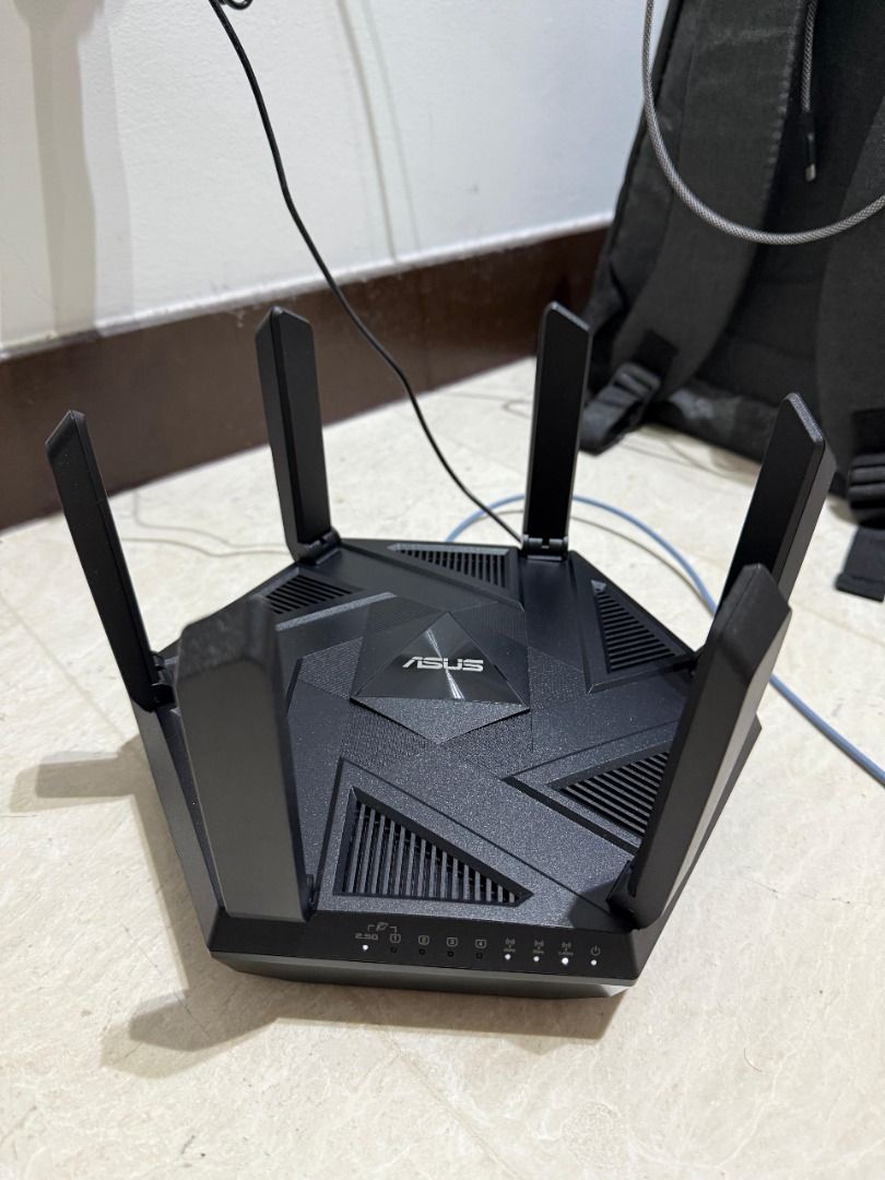 ASUS RT-AXE7800 Tri-Band WiFi 6E Router, Computers & Tech, Parts ...