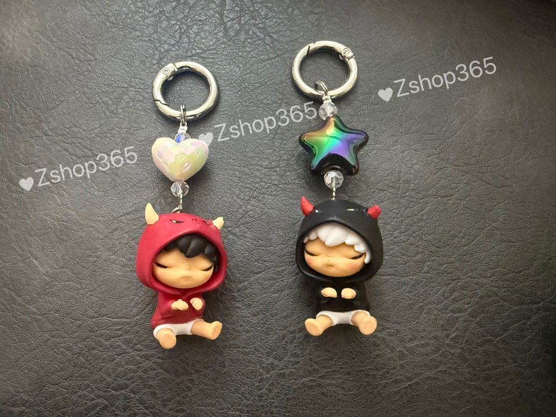 Hirono x Twin Vibes Keychain Duo - Premium Bag Charm | Keychain ...