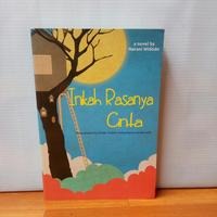 Novel Inikah Rasanya Cinta By Narani Widodo Original, Buku & Alat Tulis ...