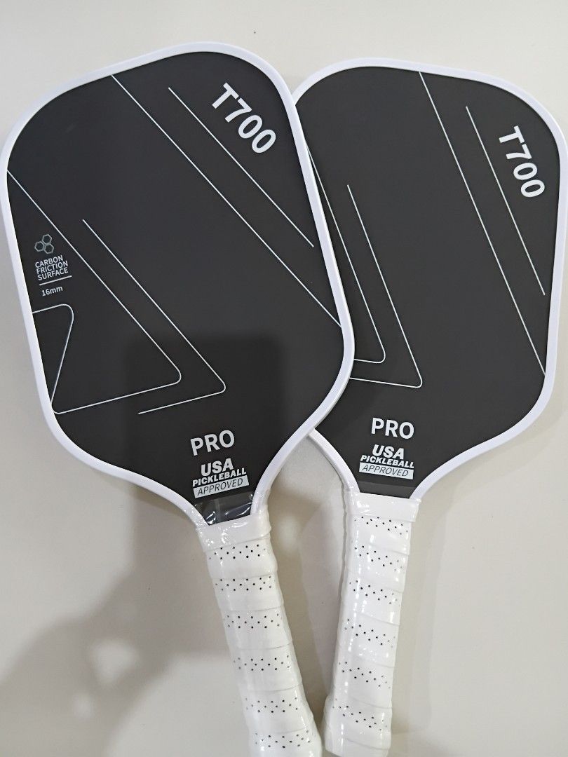 Pickleball paddle SET OF 2- T700 carbon fibre coarse surface, Sports ...