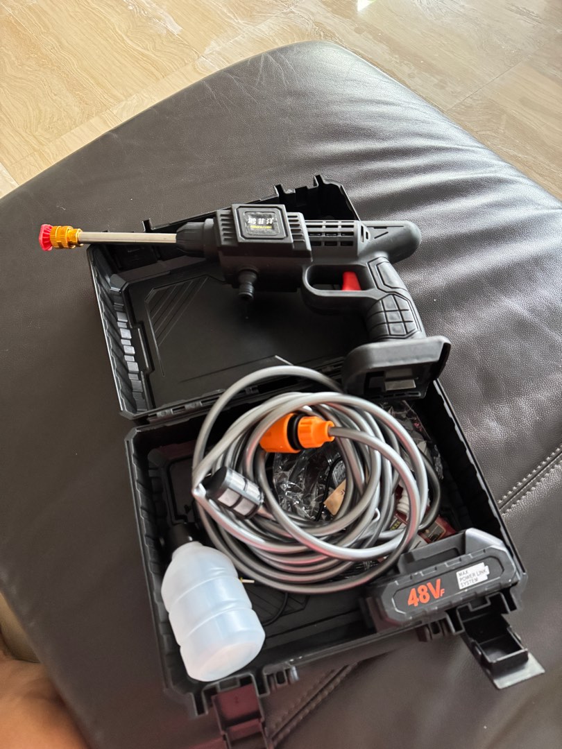 Portable water jet, Furniture & Home Living, Cleaning & Homecare ...