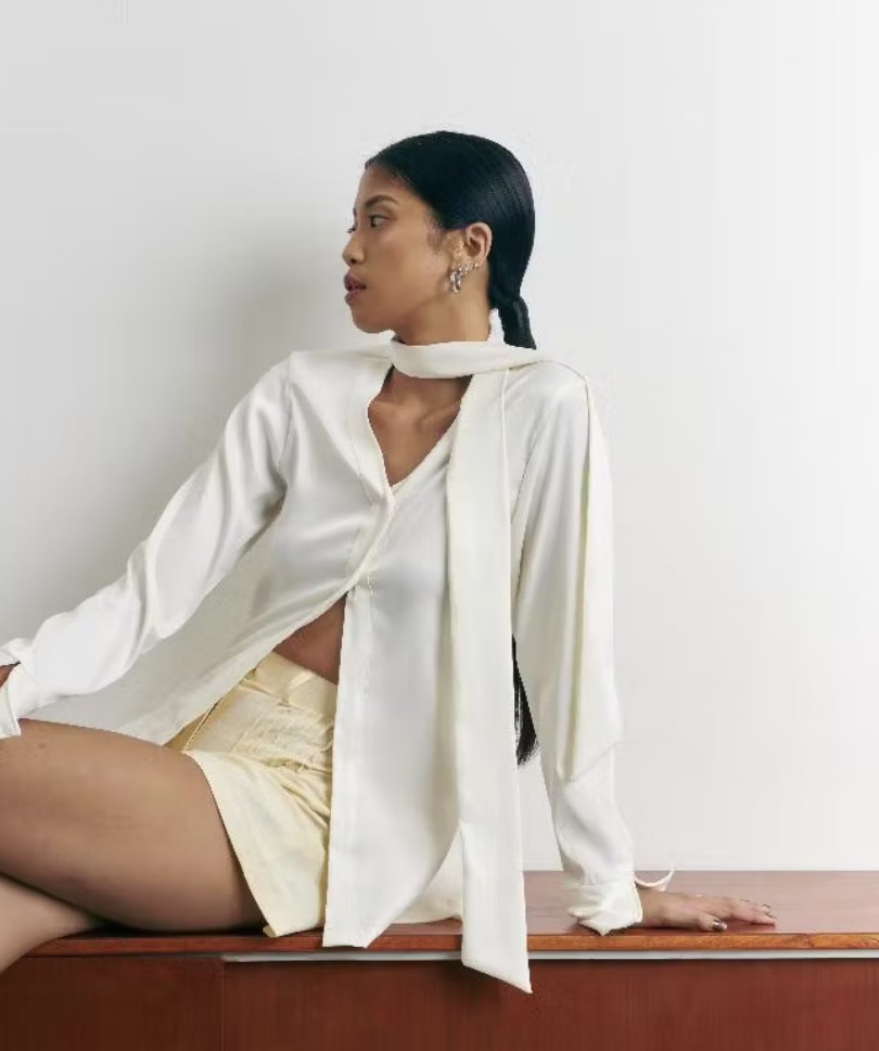 Rona Studio Top, Fesyen Wanita, Pakaian Wanita, Atasan di Carousell