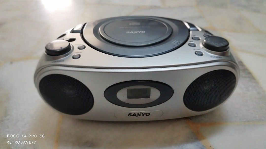 SANYO MCD XP-430 radio CD player (M), Audio, Portable Music Players on ...