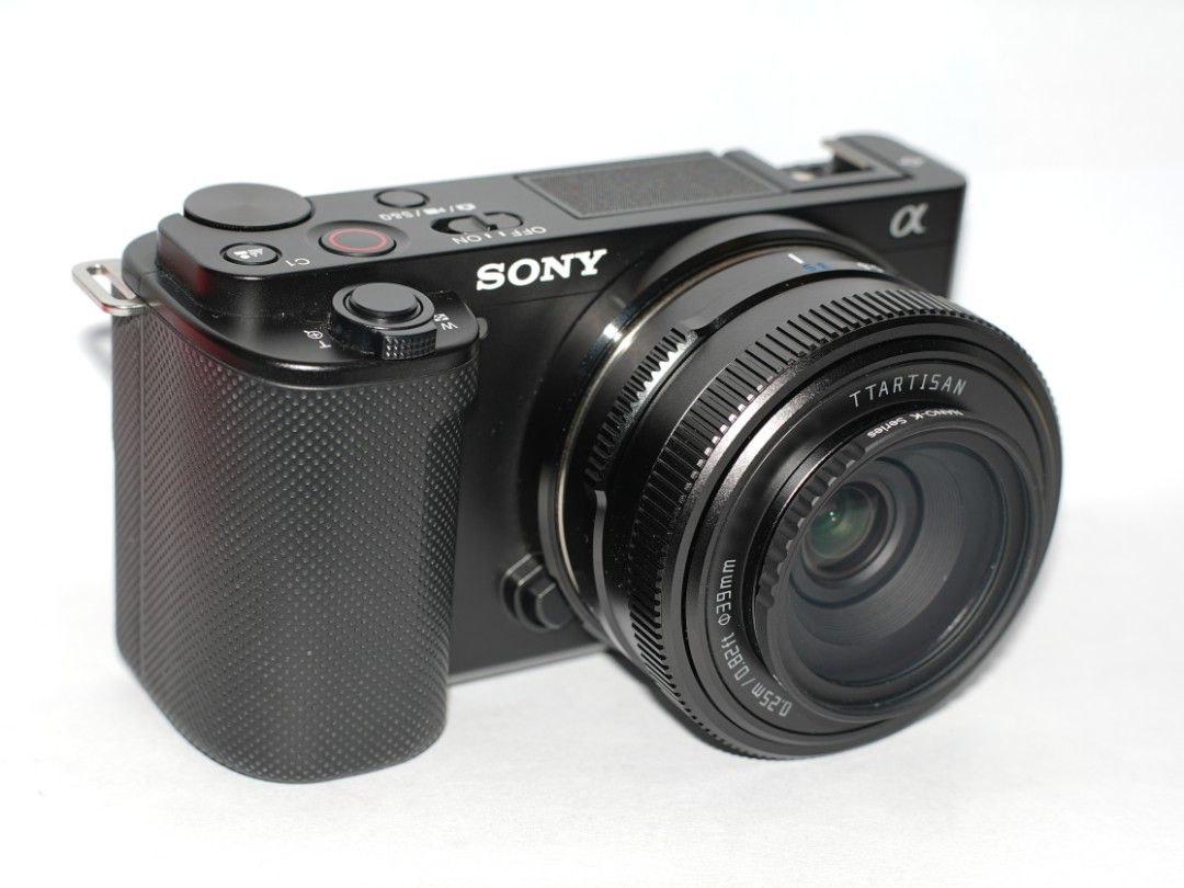 LOW SC:1869 Sony ZV-E10 ZVE10 ZV E 10 Vlogging Mirrorless Camera + TTArtisan 14mm F3.5 AF Lens ...