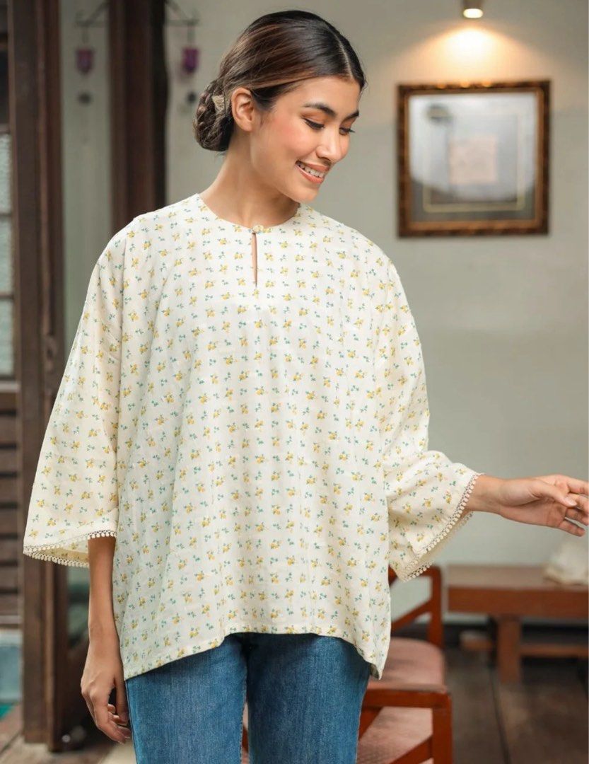 The Bahaman Baju Opah, Women's Fashion, Tops, Blouses on Carousell