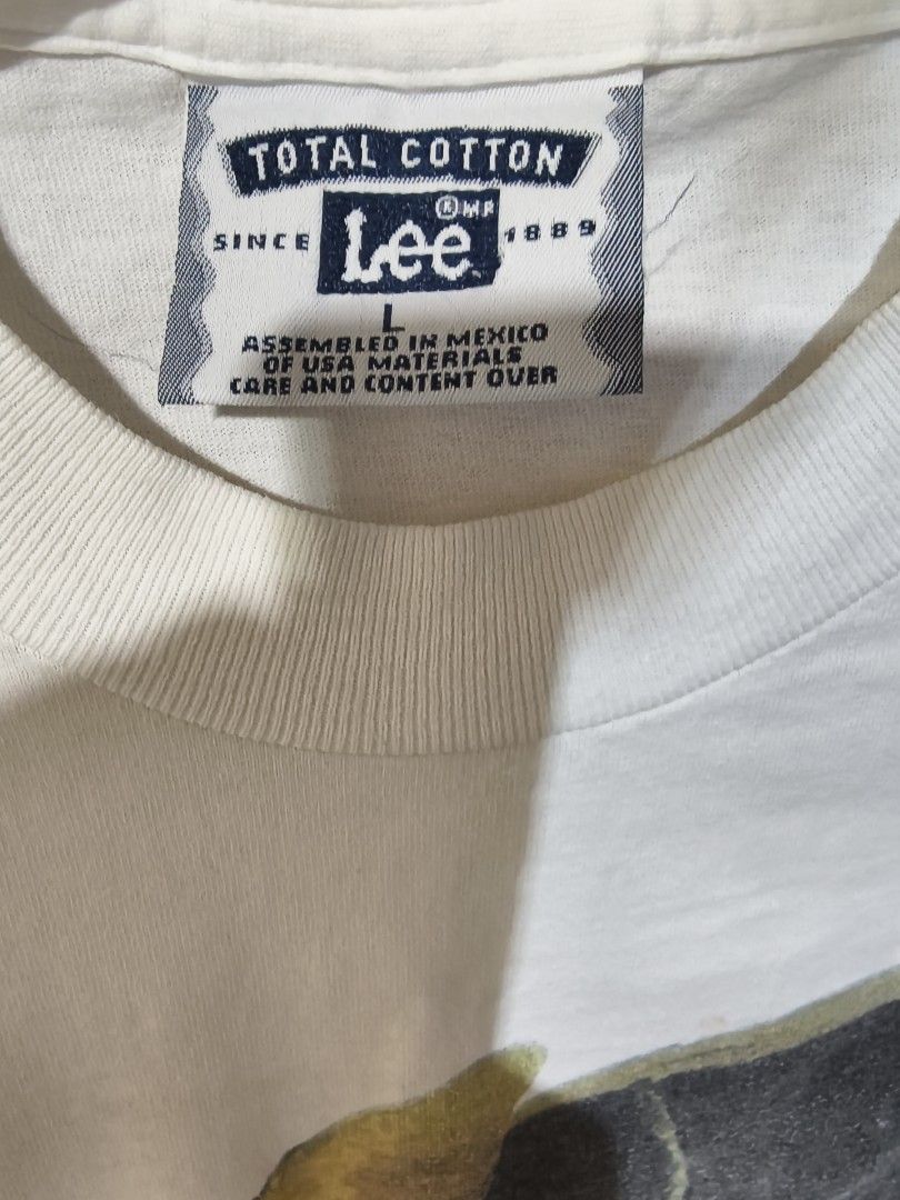 Vintage 1998 Taco Bell. 21 x 28.5, Men's Fashion, Tops & Sets, Tshirts ...