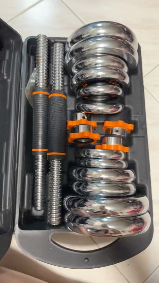 Adjustable Dumbbell Set with Case, Sports Equipment, Exercise & Fitness ...