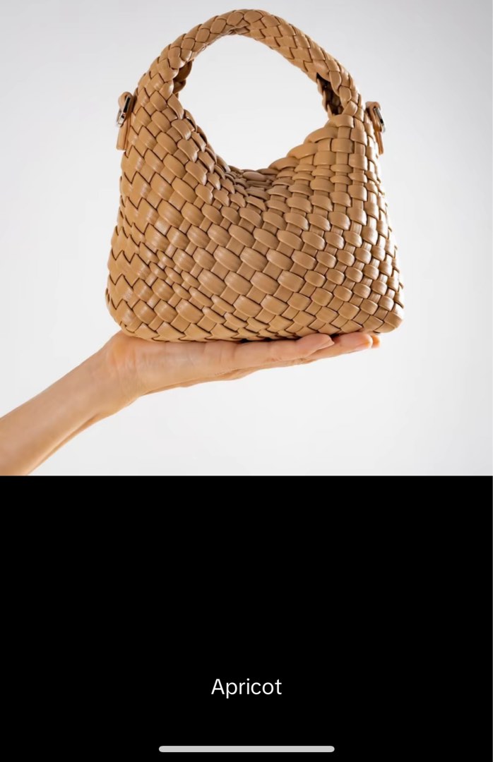 Beloved One Anyaman Mini Beg in Apricot, Women's Fashion, Bags ...