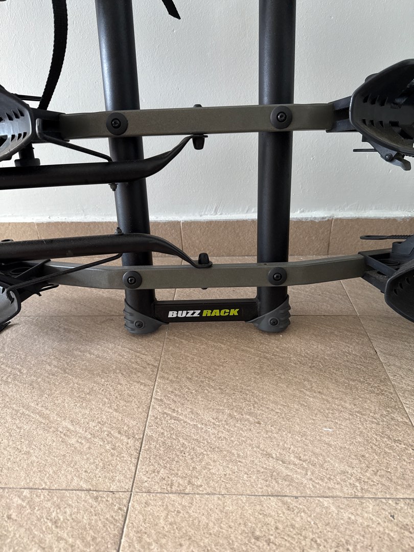 Buzz Rack Bike Rack - 4 bike capacity, Sports Equipment, Bicycles ...