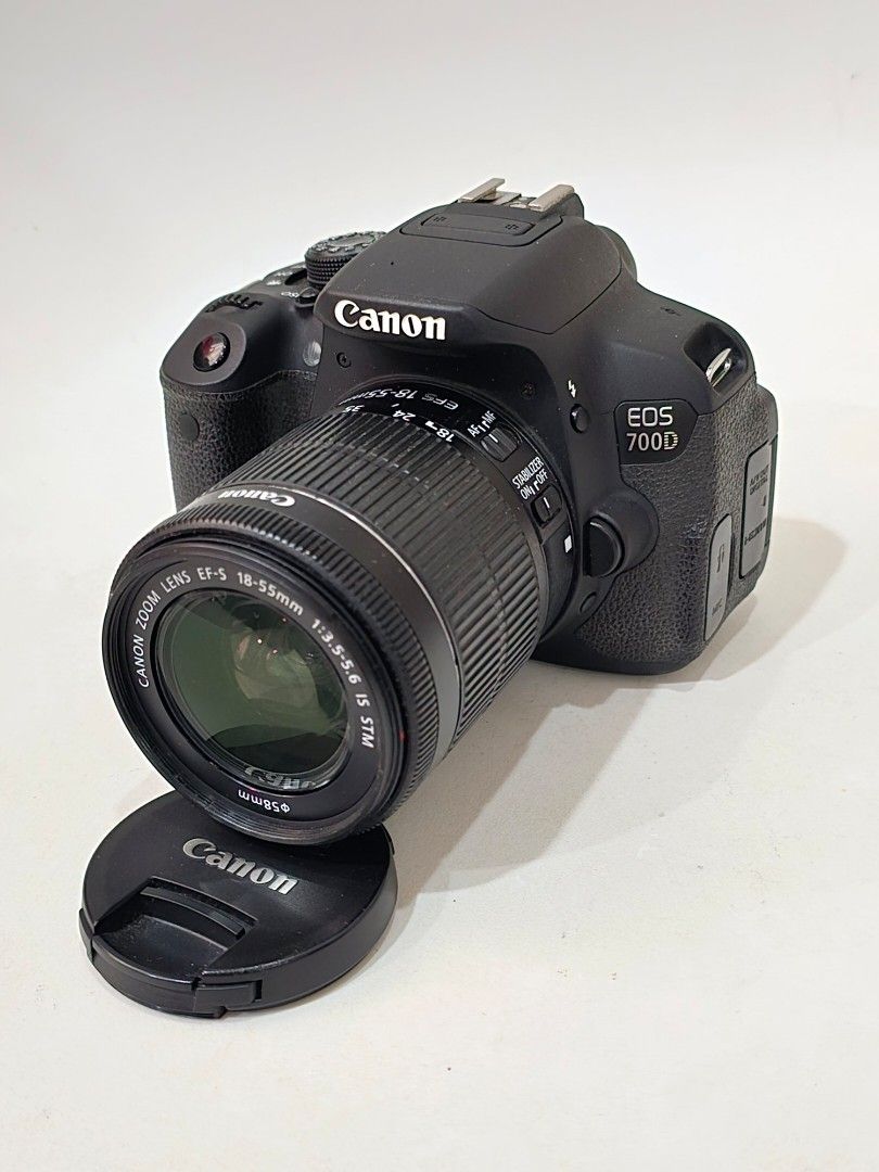 Canon EOS 700D DSLR Camera, Photography, Cameras on Carousell