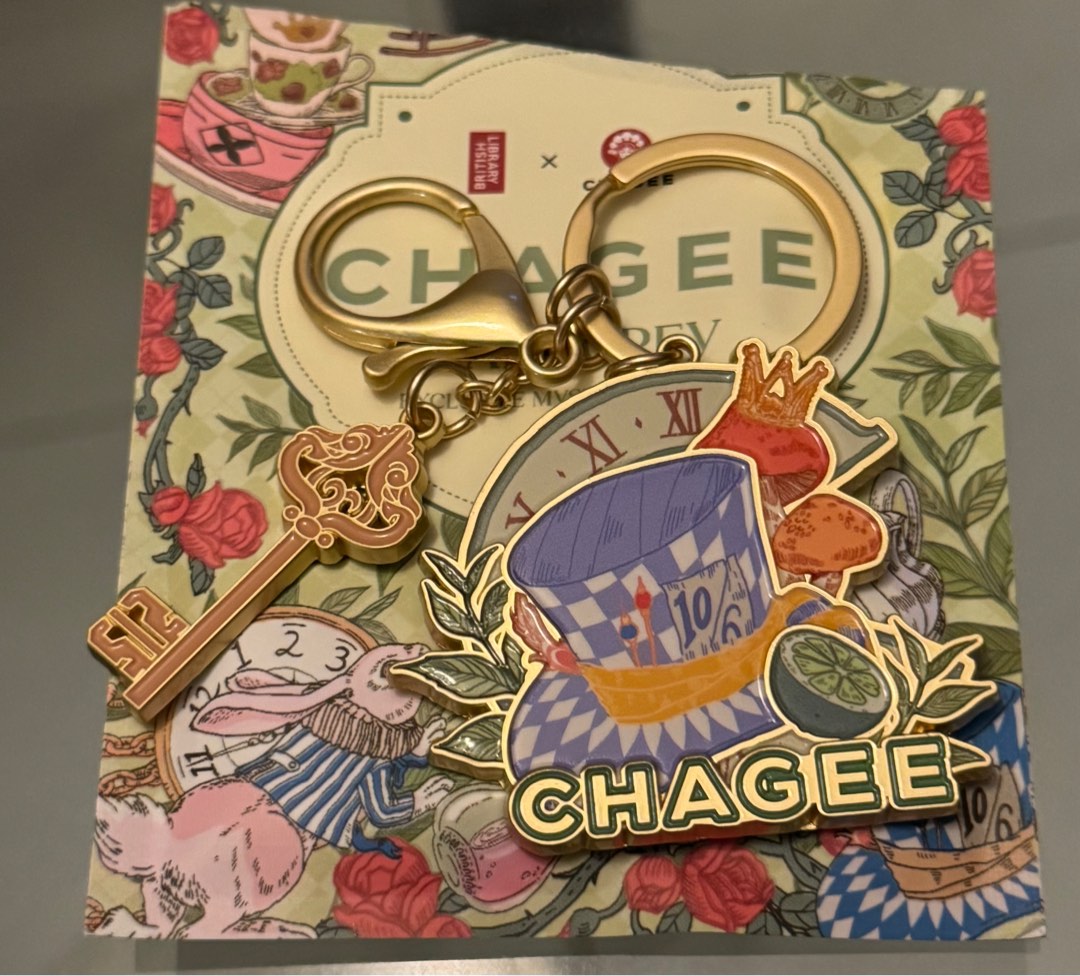 X2 [Mad Hatter] CHAGEE Alice in Wonderland Keychains, Hobbies & Toys ...