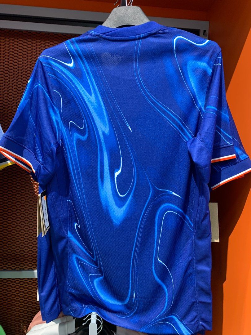 Chelsea Home kit 24/25 ORIGINAL, Men's Fashion, Activewear on Carousell
