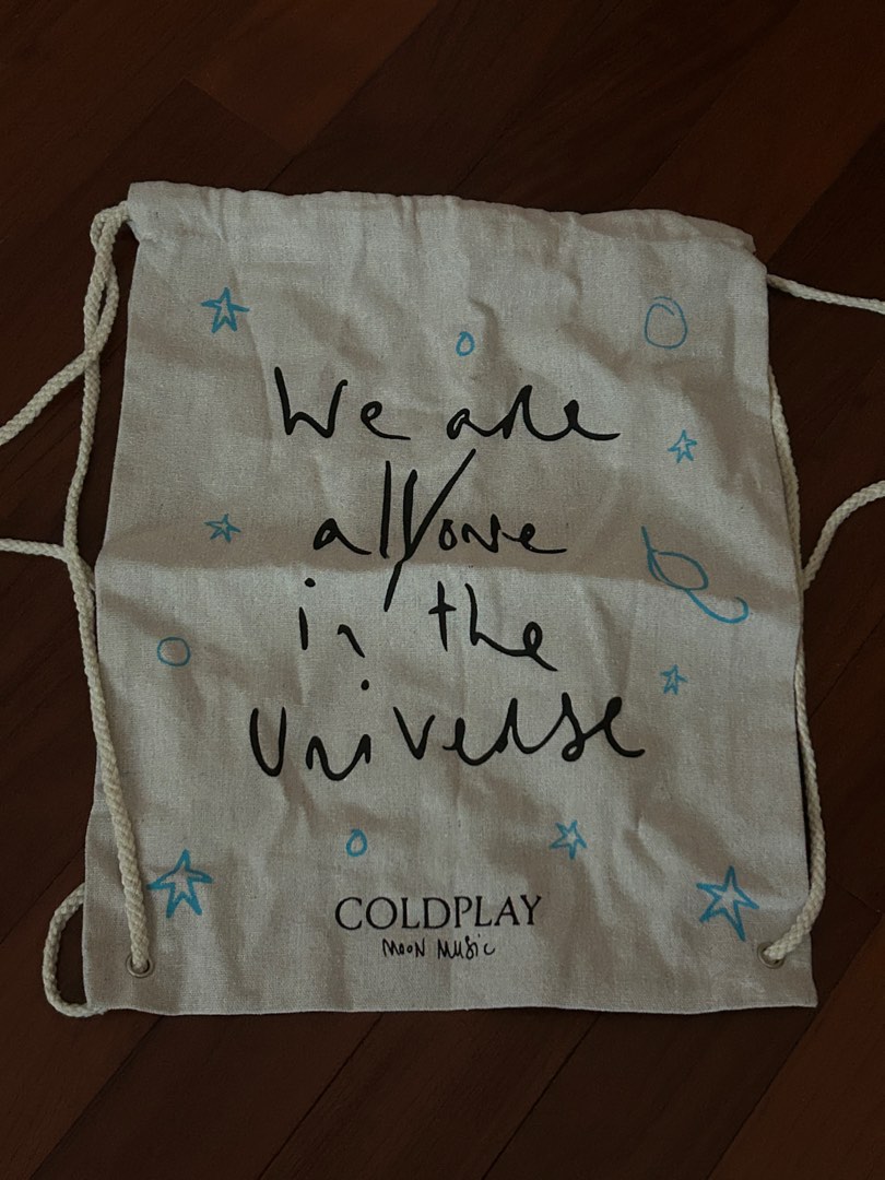 Coldplay Hong Kong DRAWSTRING BAG Offical Merchandise, 女裝, 手袋及銀包, 單肩包 ...