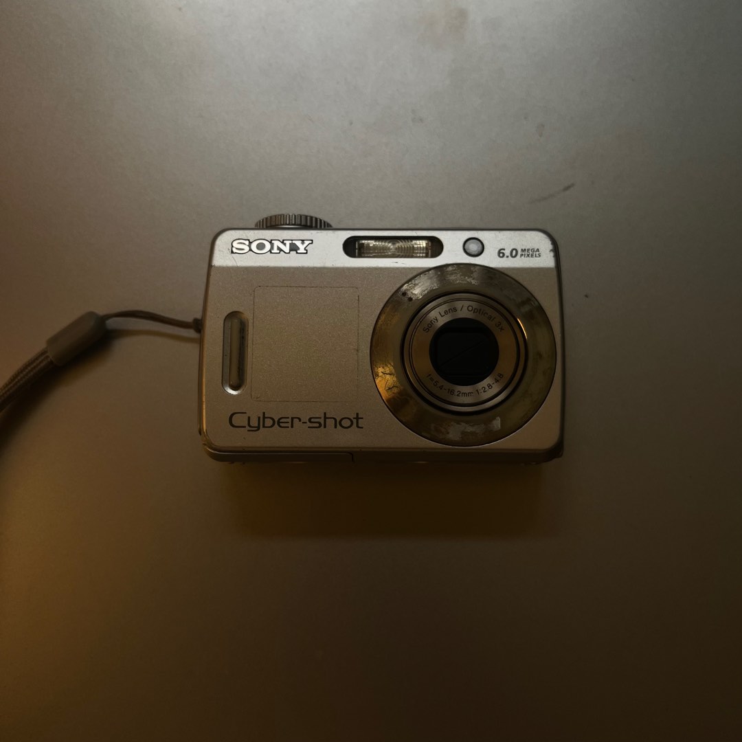 DIGICAM DIGI CAM DIGITAL CAMERA, Photography, Cameras on Carousell